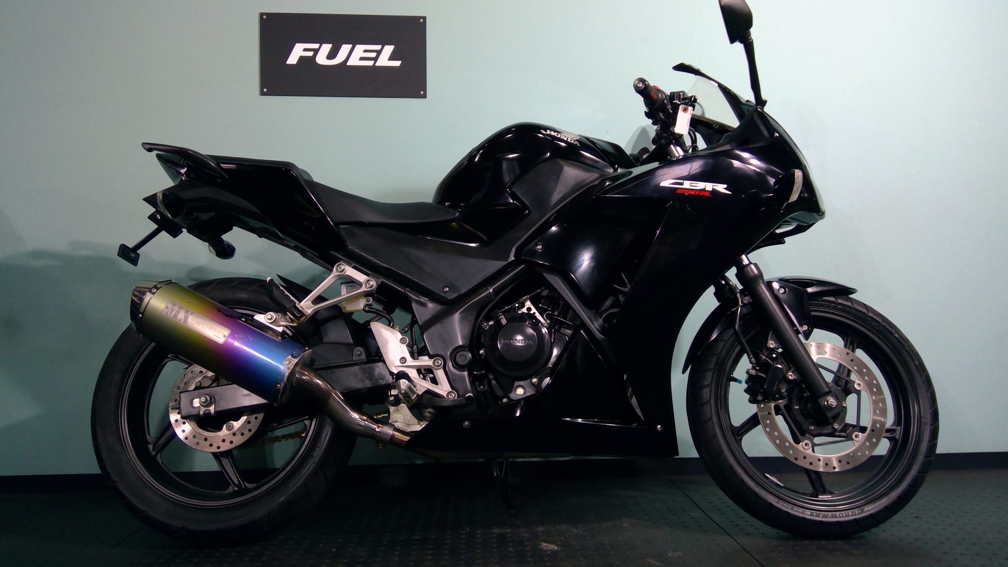 CBR250R MC41後期型 250㏄中型バイク 全国通販可 中古 - 全国バイク通販OK。大阪・松原市の250cc中古バイク販売専門店FUEL